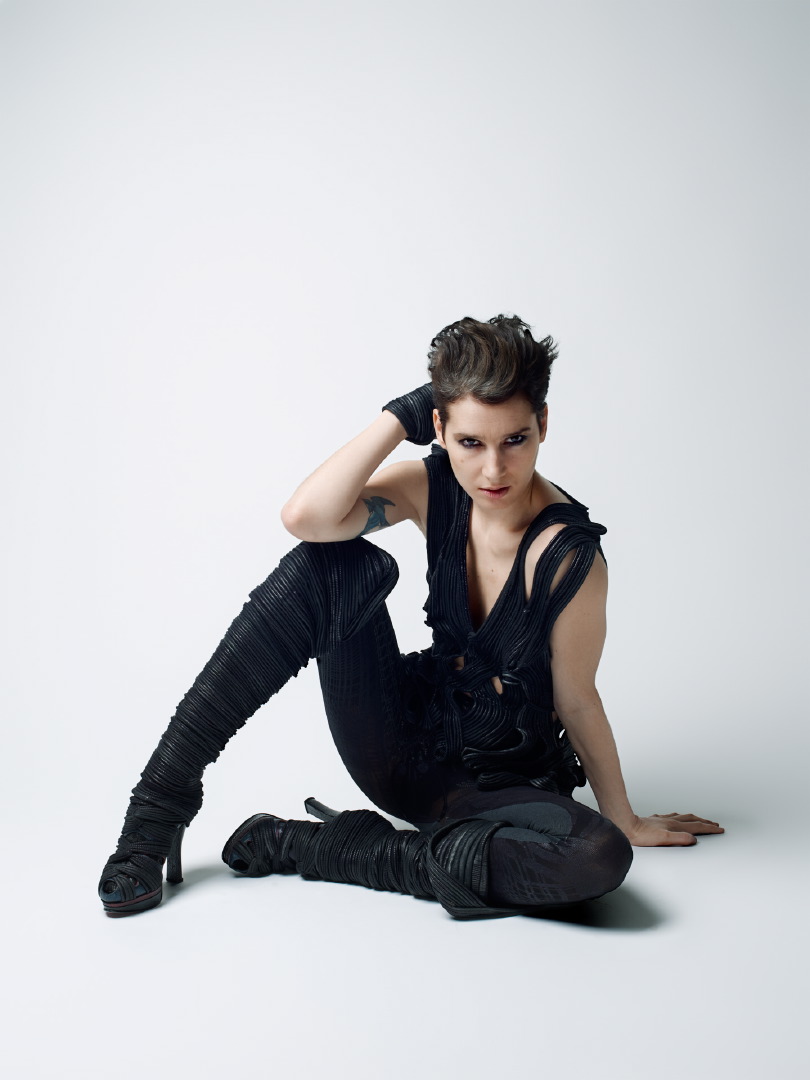 demi mondaine _ demimondaine – BAOBZ